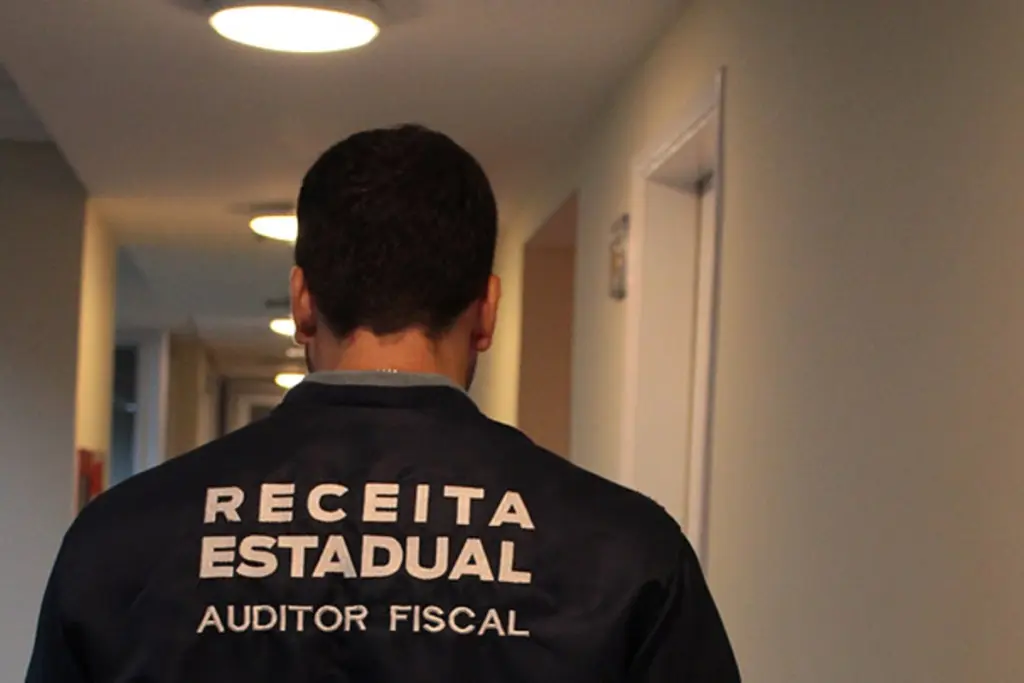 Auditor Fiscal: o que faz, salário e concursos